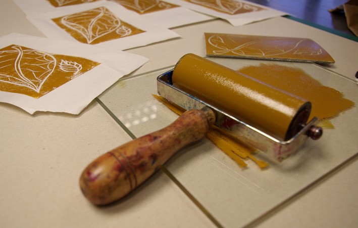 Helpful tip for lino printers- Lawrence Art Supplies UK